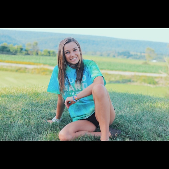 Tatum's Closet (@tatumlorch) | Poshmark